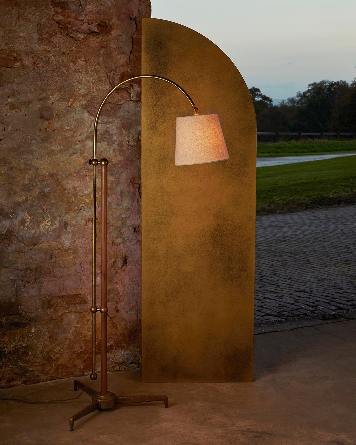 Hooe Floor Light – Wells Abbott | To The Trade