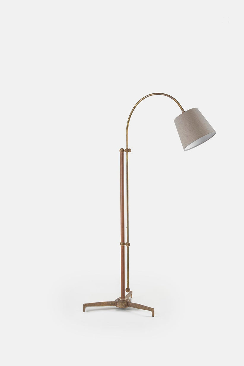 Hooe Floor Light – Wells Abbott | To The Trade